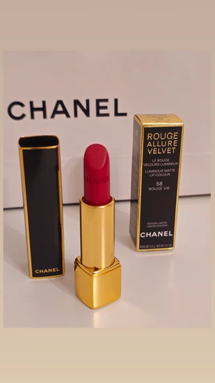 Chanel Rouge Allure Velvet