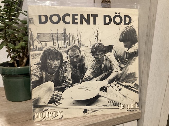 Docent Död - DOCENT DOD / Švedski Punk