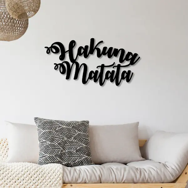 Wallity Metalna zidna dekoracija Hakuna Matata 70x35 cm crna