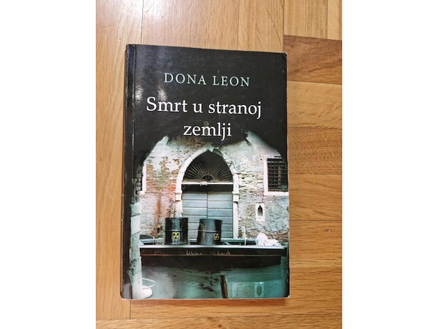 Smrt u stranoj zemlji - Dona Leon