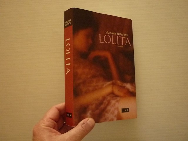 Vladimir Nabokov LOLITA