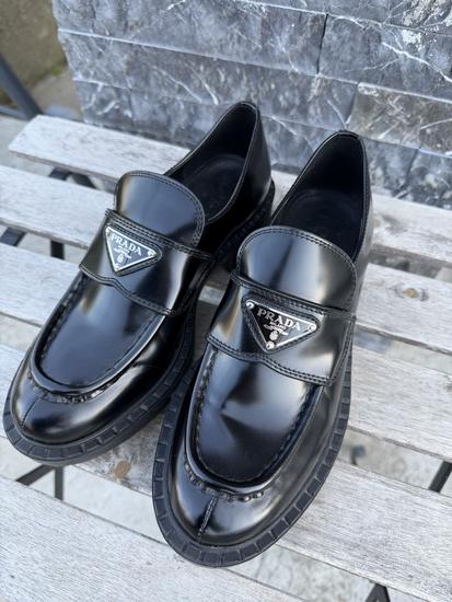 PRADA Crne mokasine loafers Kozne Vel 38