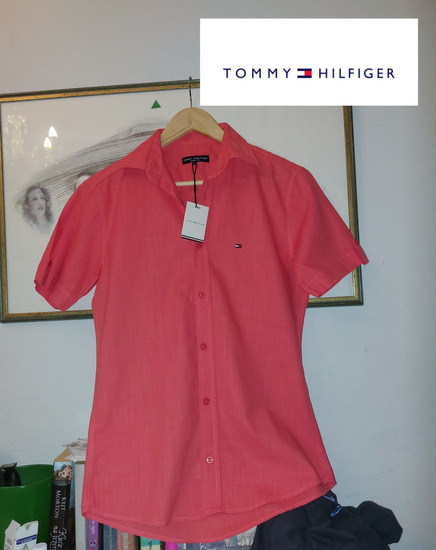 Tommy hilfiger kosulja sa etiketom