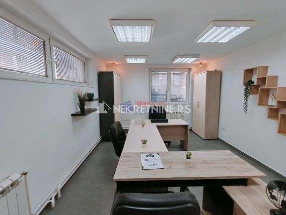 Centar, Dorćol, poslovni prostor, 60m², 3.0, CG, odlična lokacija, Gospodar Jovanova