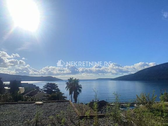 Herceg Novi, Topla 2 - Dobra prilika - Apt / Hotel 1300m2 ID#1509