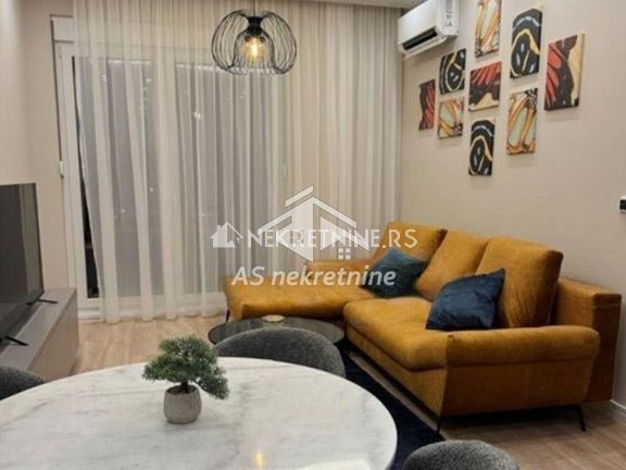 Voždovac, Trošarina, 2.5 stan, 54m2, 800 EUR