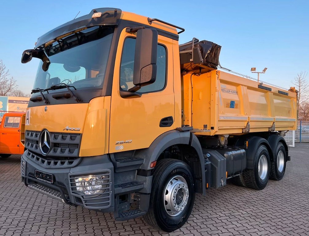 Mercedes-Benz Arocs 2640 / 6x4 kiper