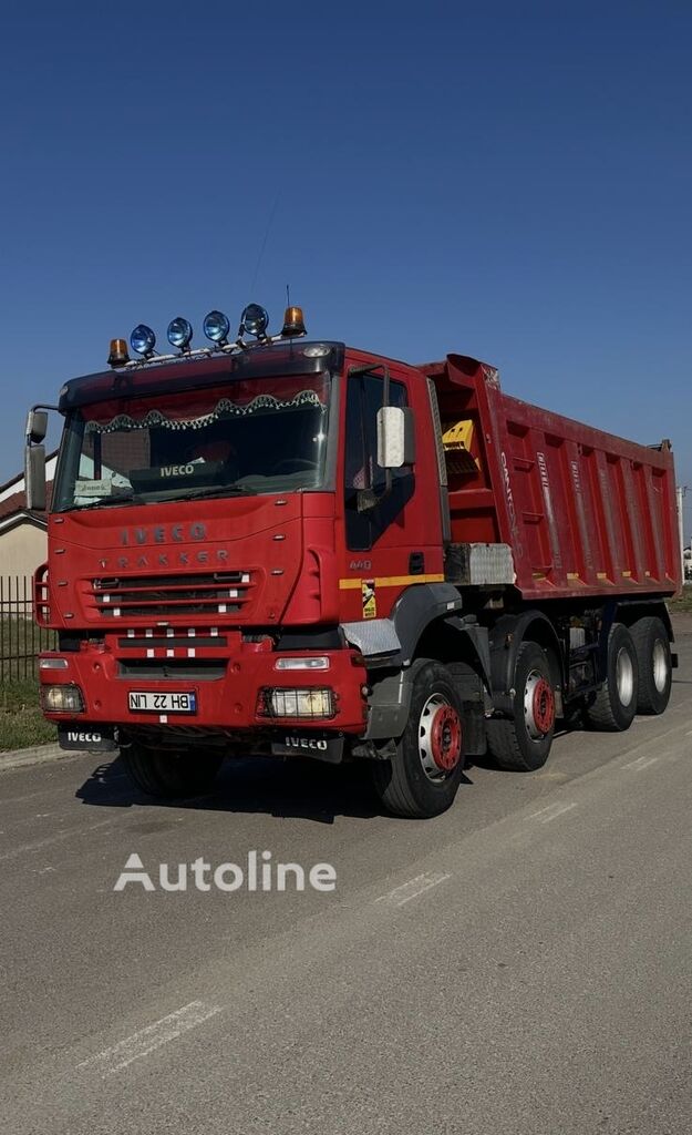 IVECO Trakker kiper