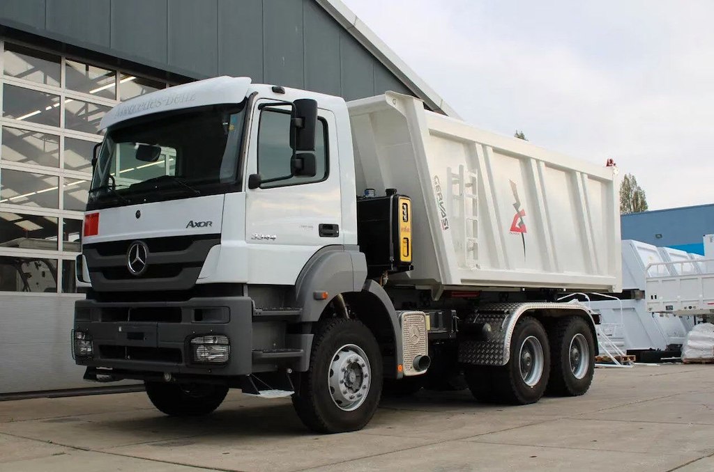 Novi Mercedes-Benz Axor 3344 K / 6x4 / NEW kiper