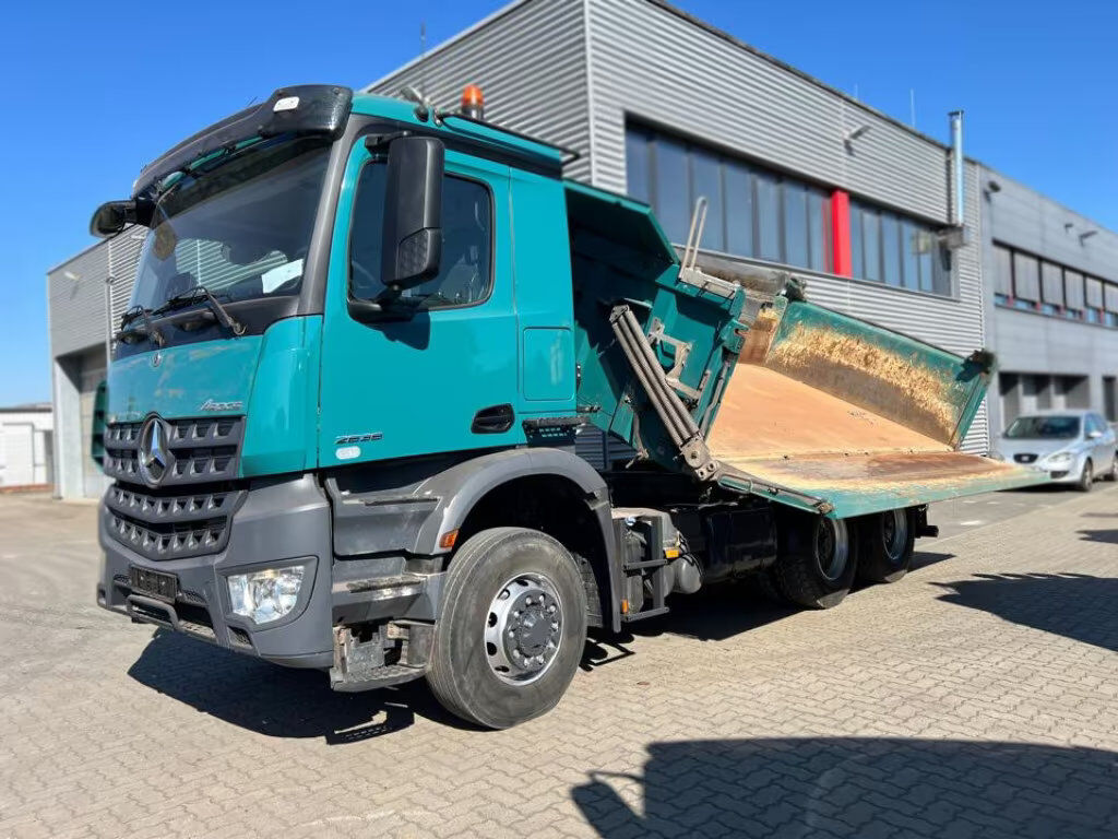 Mercedes-Benz Arocs 2636 / 6x6 kiper