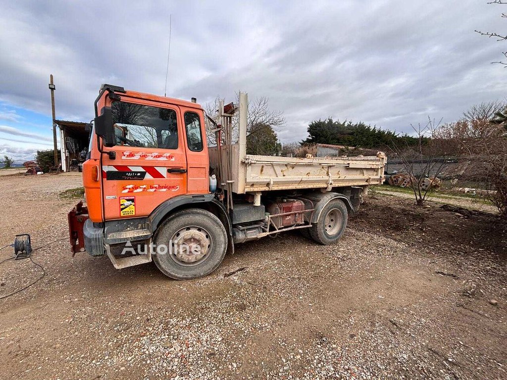 Prodaje se Renault MIDLINER kiper na aukciji