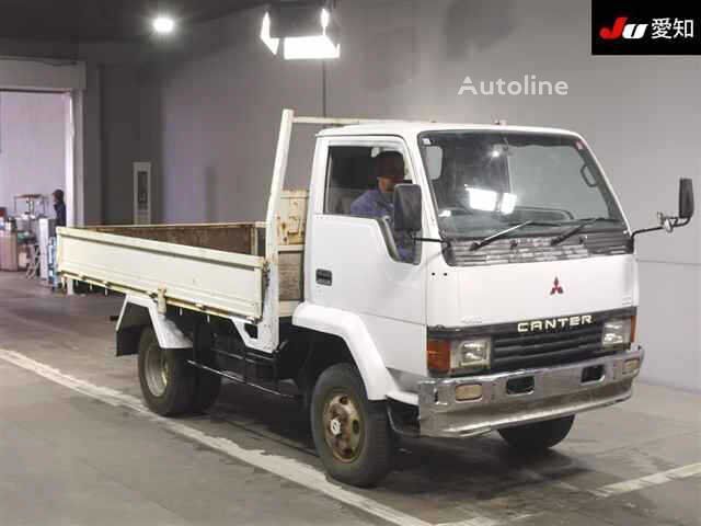 Mitsubishi CANTER kamion s ravnom platformom < 3.5t
