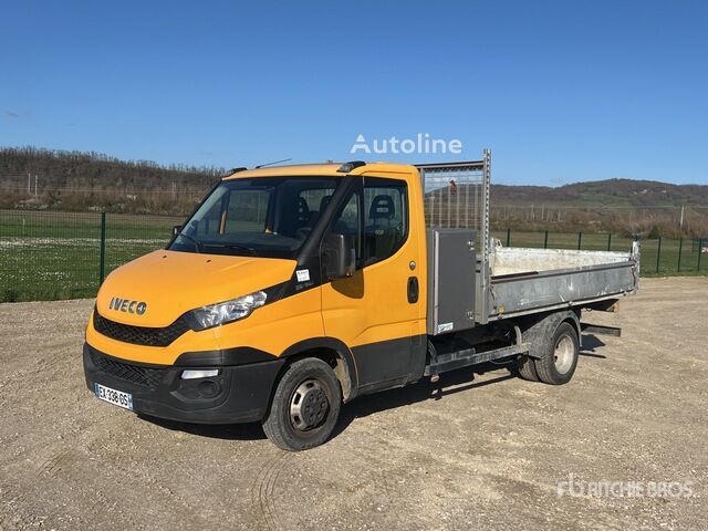 Prodaje se IVECO DAILY 35-140 kamion kiper < 3.5t na aukciji