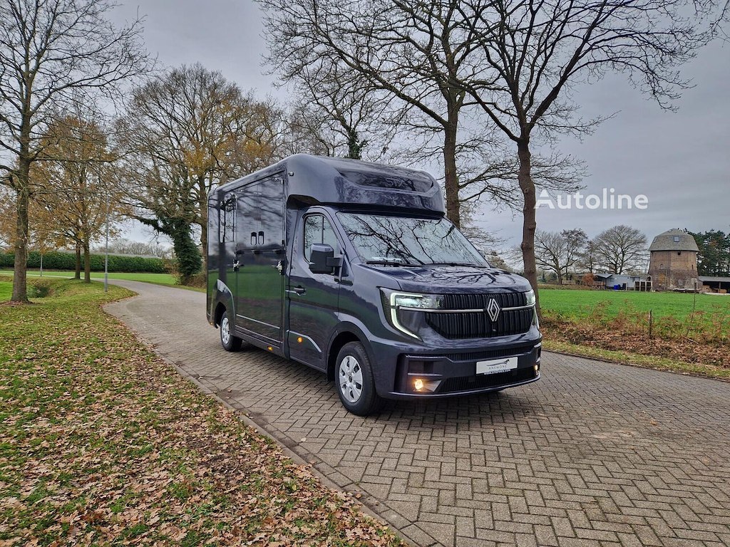 Novi Renault Master vozilo za prevoz konja