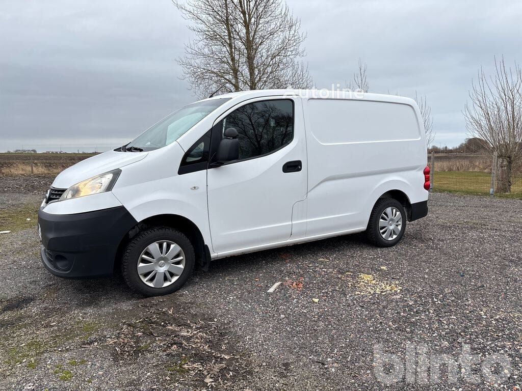 Prodaje se Nissan NV200 minibus furgon na aukciji
