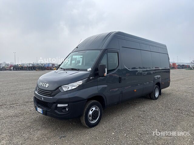 Prodaje se IVECO Daily minibus furgon na aukciji