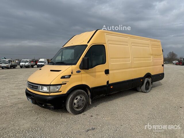 Prodaje se IVECO Daily 35 minibus furgon na aukciji
