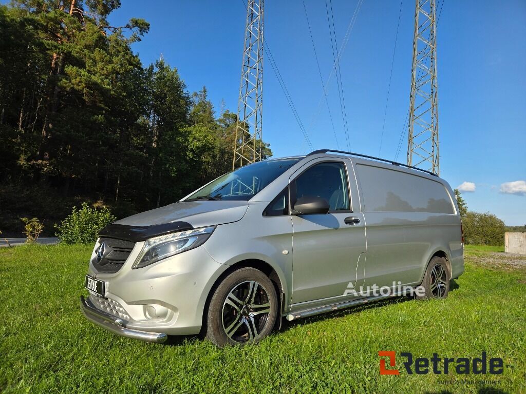 Prodaje se Mercedes-Benz Vito minibus furgon na aukciji