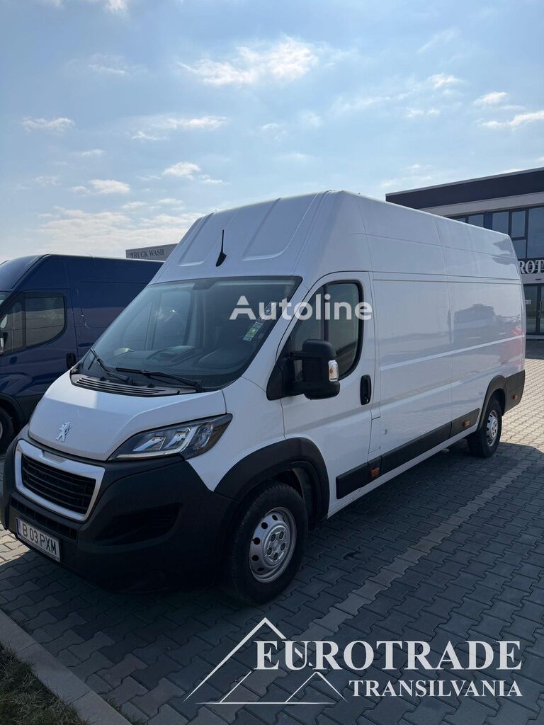 Peugeot Boxer minibus furgon