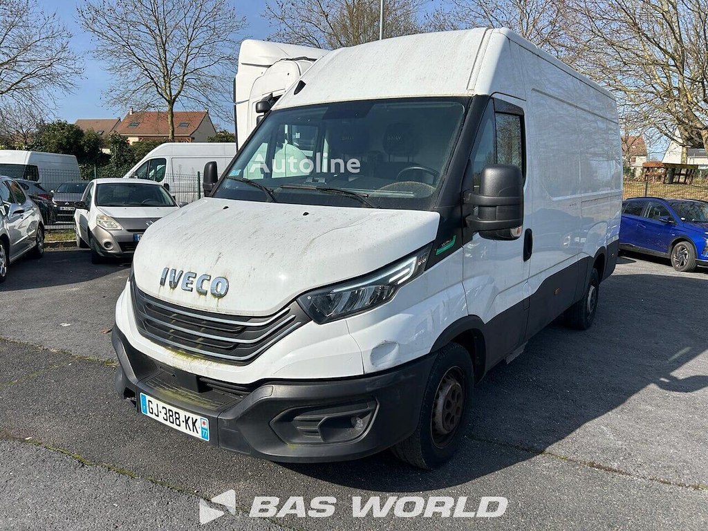 Prodaje se IVECO Daily 35S14 minibus furgon na aukciji