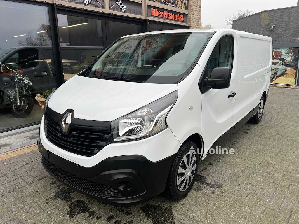 Prodaje se Renault Trafic minibus furgon na aukciji
