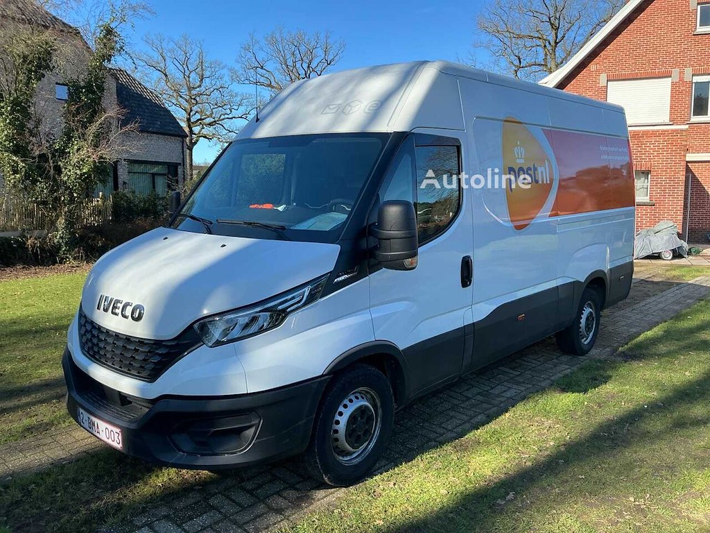 Prodaje se IVECO Daily Bestelbus minibus furgon na aukciji