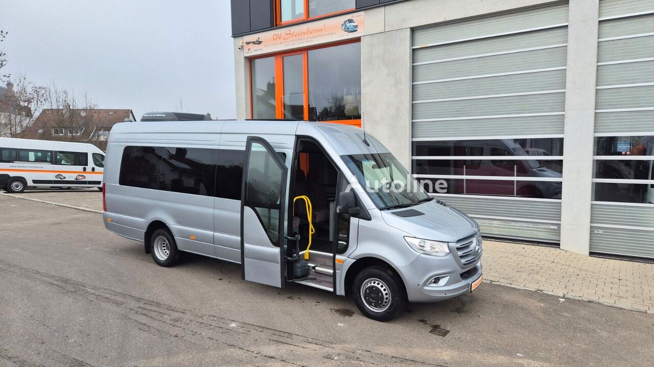 Novi Mercedes-Benz Sprinter 517 putnički minibus