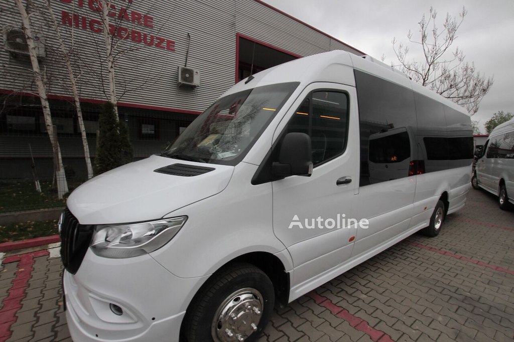 Novi Mercedes-Benz Sprinter 519,2026, Stock, Automatic putnički minibus