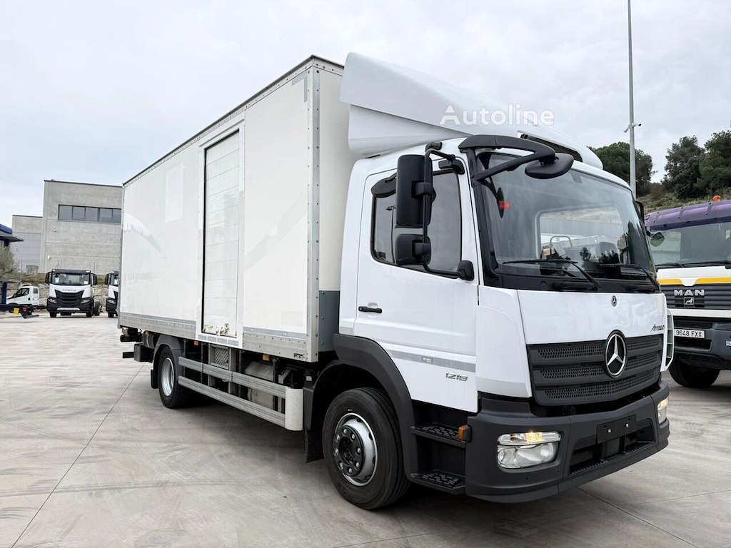 Mercedes-Benz Atego 12.18L kamion furgon