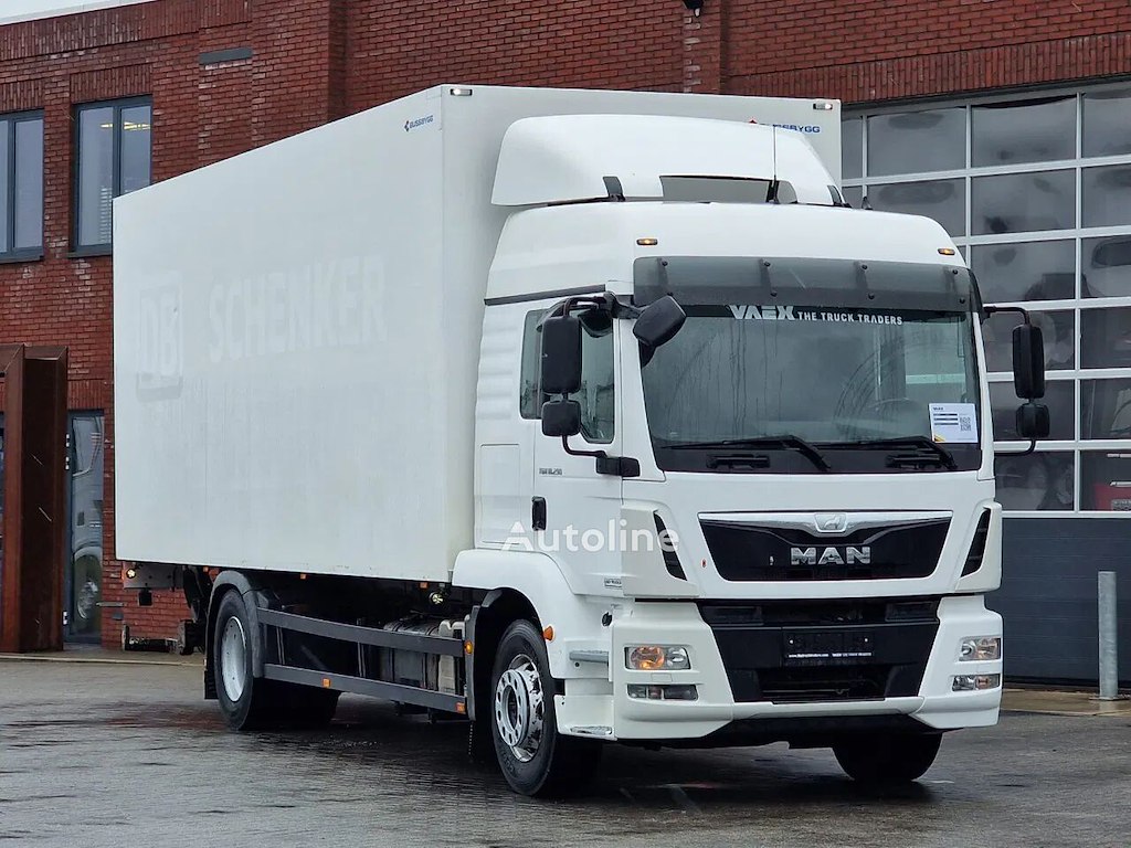 MAN TGM 18.290 - side doors - euro 6 - automatic - sleeper cab kamion furgon