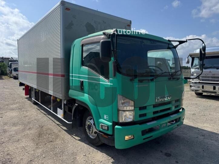 Isuzu FORWARD kamion furgon