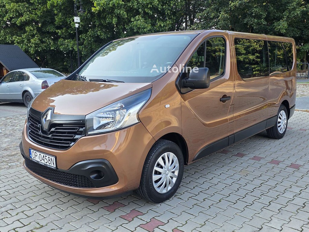 Renault Trafic putnički minibus