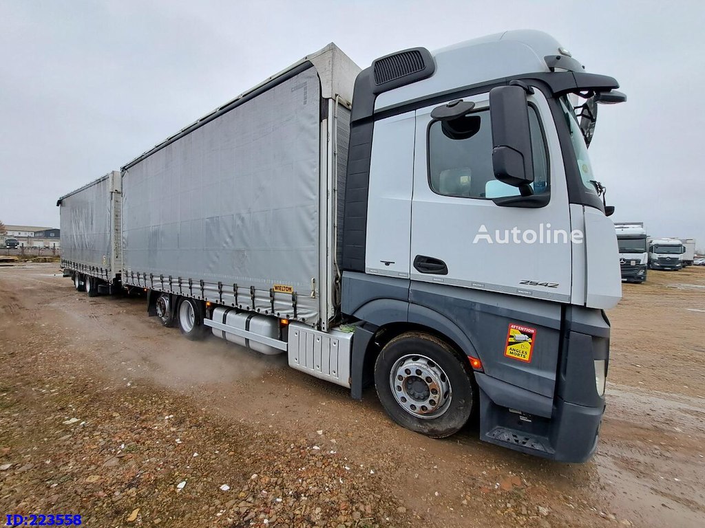 Mercedes-Benz Actros 2542 kamion furgon + prikolica furgon