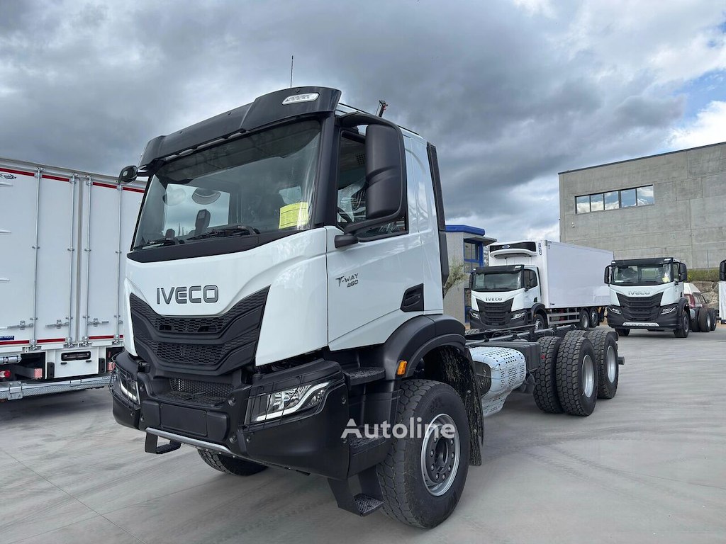 IVECO AD380T46 kamion šasija