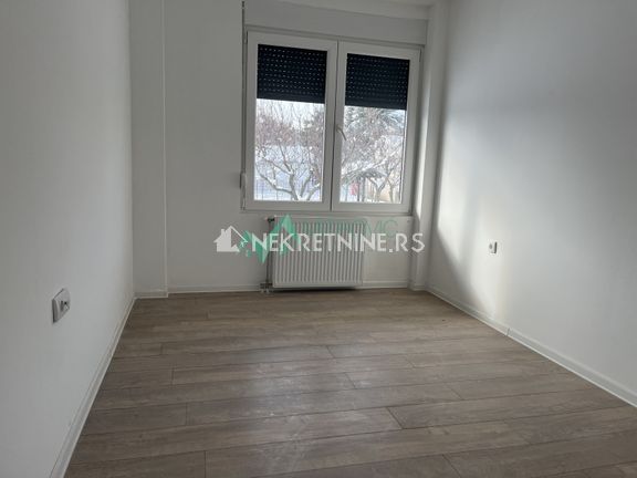 Stan,PETROVARADIN,PETROVARADIN,kv: 51.00, € 105000, ID: 1003582