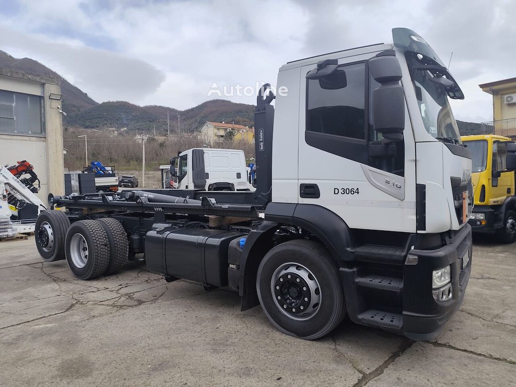 IVECO Stralis 260S31 XP kamion rol kiper