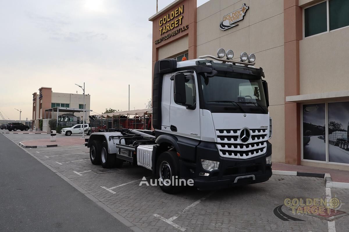 Mercedes-Benz Arocs 2545 kamion rol kiper