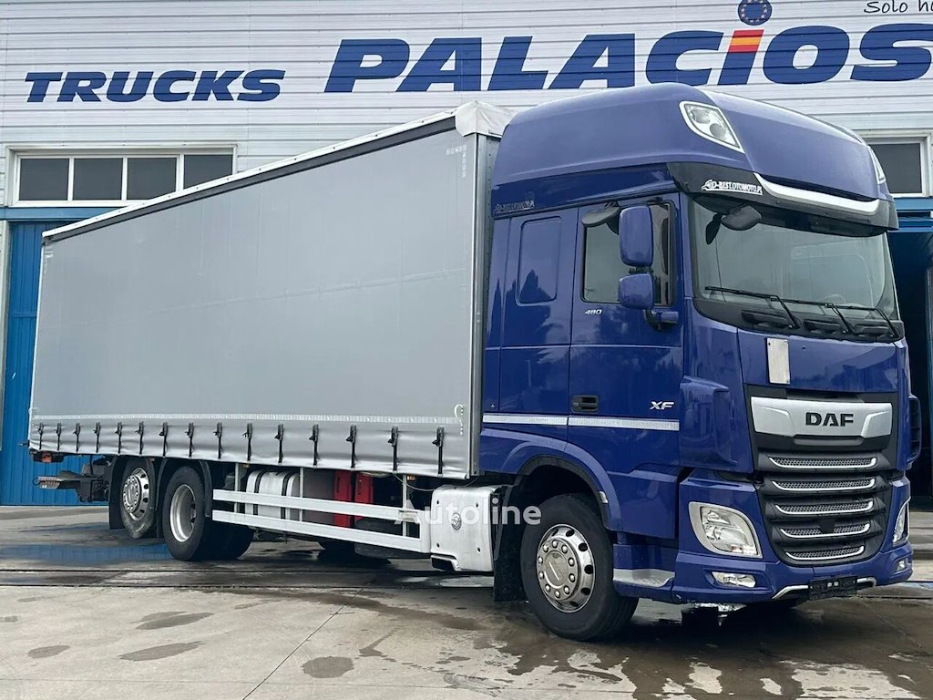 DAF XF 480 3 ejes tauliner kamion sa klizna zavesa cerada