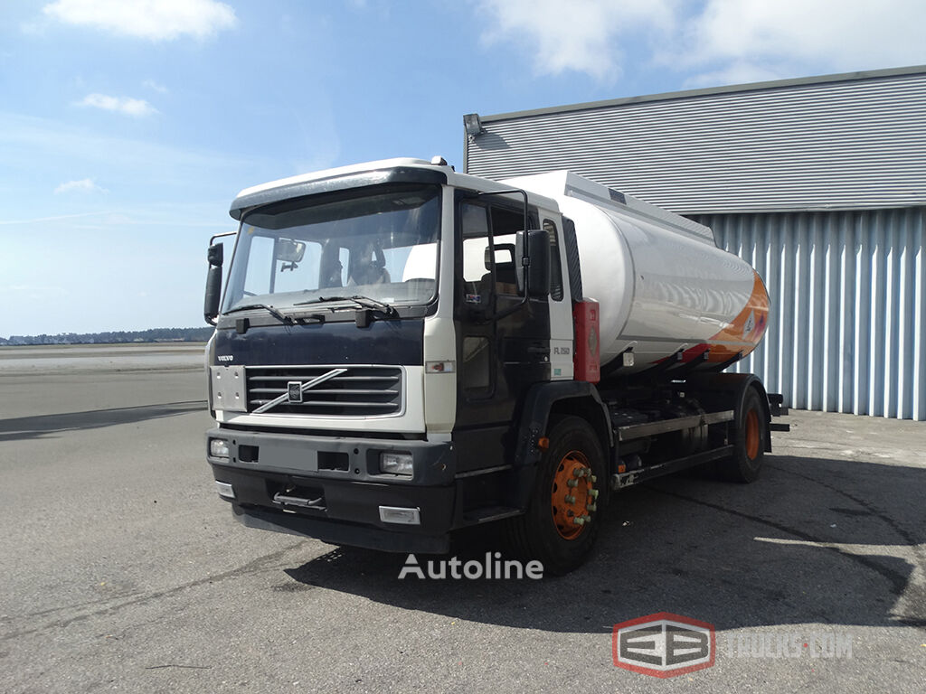 Volvo FL250 autocisterna za gorivo