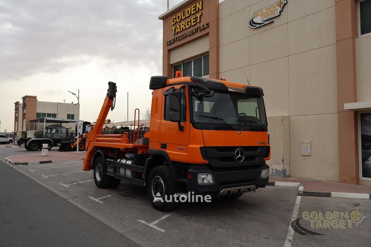 Mercedes-Benz Actros 2136 4x2 Skip Loader 2012 kamion autopodizač kontejnera