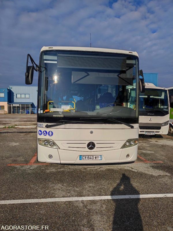 Prodaje se Mercedes-Benz INTOURO prigradski autobus na aukciji