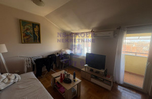 Prodajem Stan-Apartman, Bulevar Patrijarha Pavla