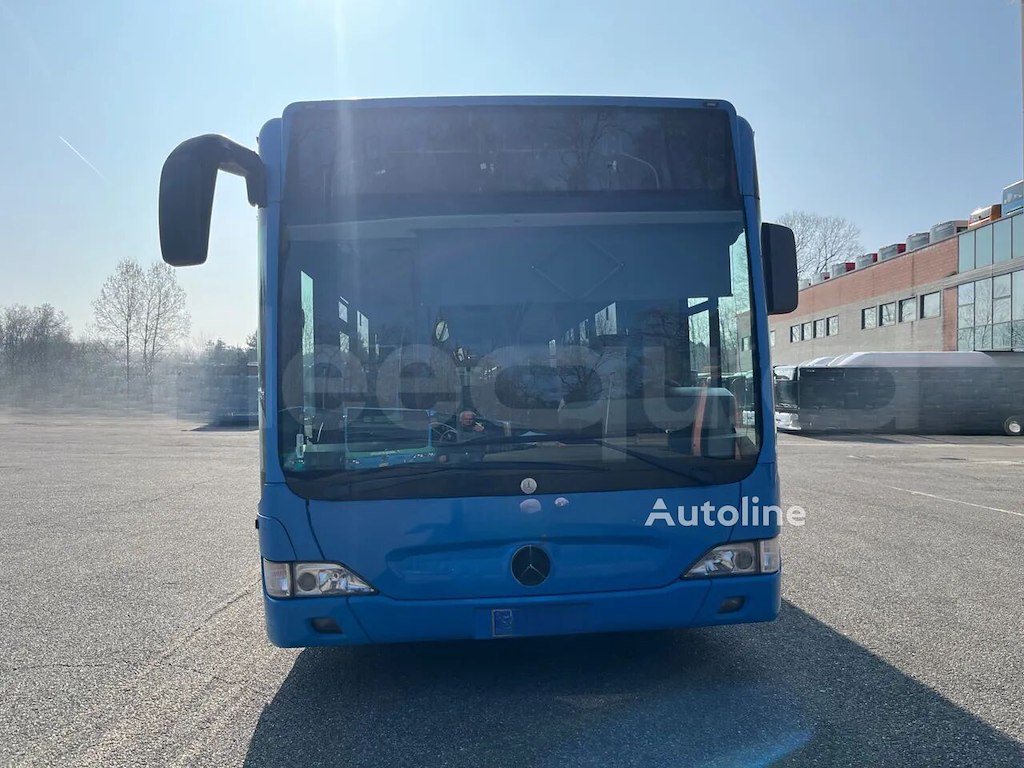 Prodaje se Mercedes-Benz Citaro G zglobni autobus na aukciji