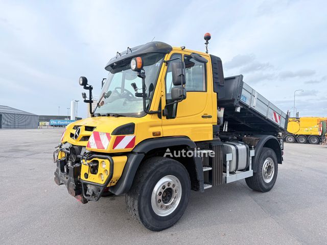 UNIMOG U serie 427 4x4 Tipper / Kipper / Hydrostat univerzalna komunalna mašina