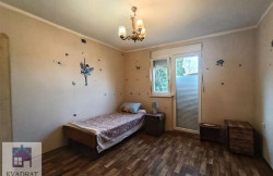 IZDAVANJE! Stan u kući 70m², Zvečka, Obrenovac - 300€
