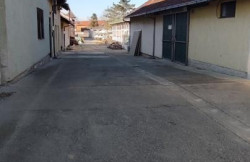IZDAVANJE POSLOVNIH PROSTORA NOVI SAD, HALE 120m2 I 130m2, MAGACIN 50m2, KANCELARIJA, PARKING, KAMIONSKI PRILAZ