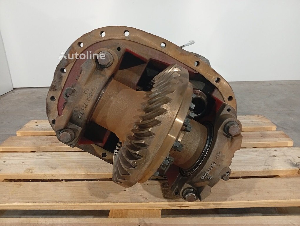 Renault Kerax ( 2005 - 2013 ) Diferencial Intermédio R . 2 7420724964 reduktor za kamiona
