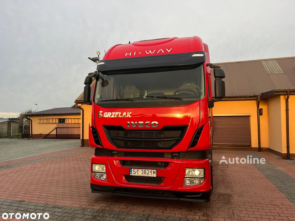IVECO Stralis 460 tegljač