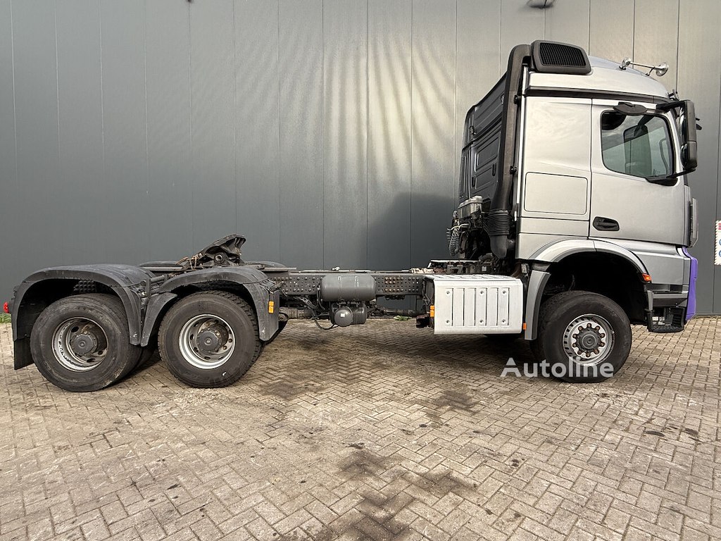 Mercedes-Benz Arocs 3352 180t 6x6 Push-Pull tegljač