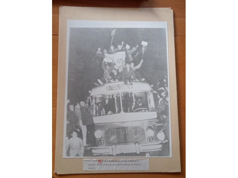 FK Radnički Niš - Proslvava Navijača -